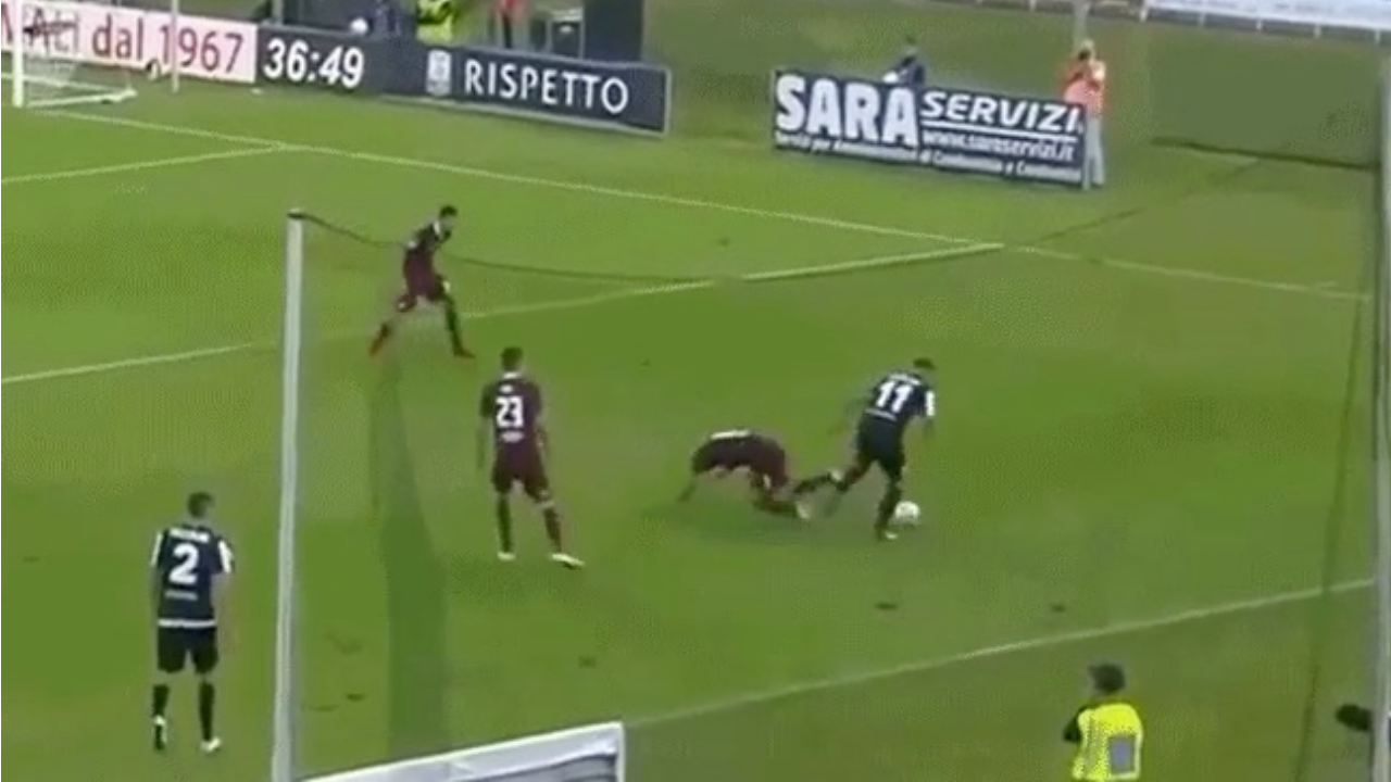 Watch This Wizard Of The Dribble Use The Killing Curse On His Defender ...