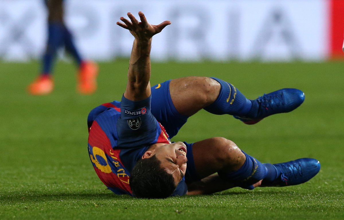 This Video Perfectly Breaks Down Luis Suarez's Diving Technique