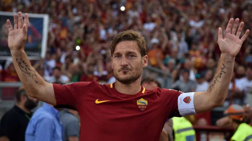 Watch Francesco Totti Put His Incredible Passing Skills To Good Use On ...