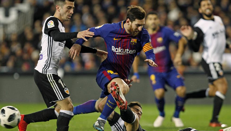 Messi Nutmeg Of Gayà Is Daily Reminder Of How Good He Is