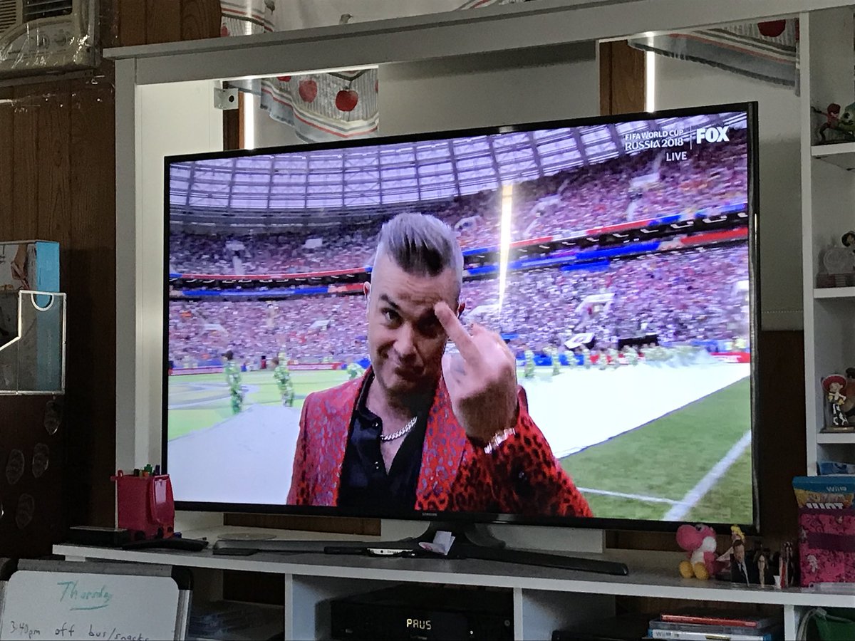 Thanks Robbie Williams For Not Giving A Shit At World Cup Opening ...