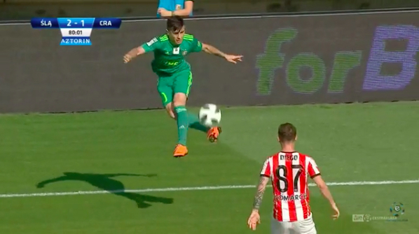 Ahmadzadeh Farshad Control In Slask-Cracovia Ekstraklasa Match