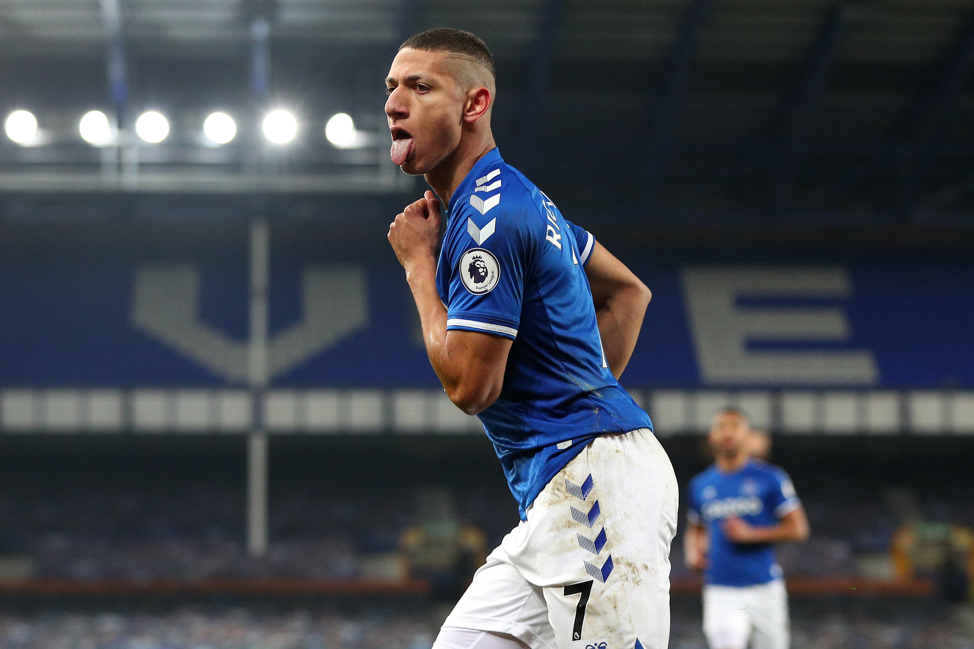 Richarlison: De Vender “Toffees” En Las “Favelas” De Brasil A Ganarse ...