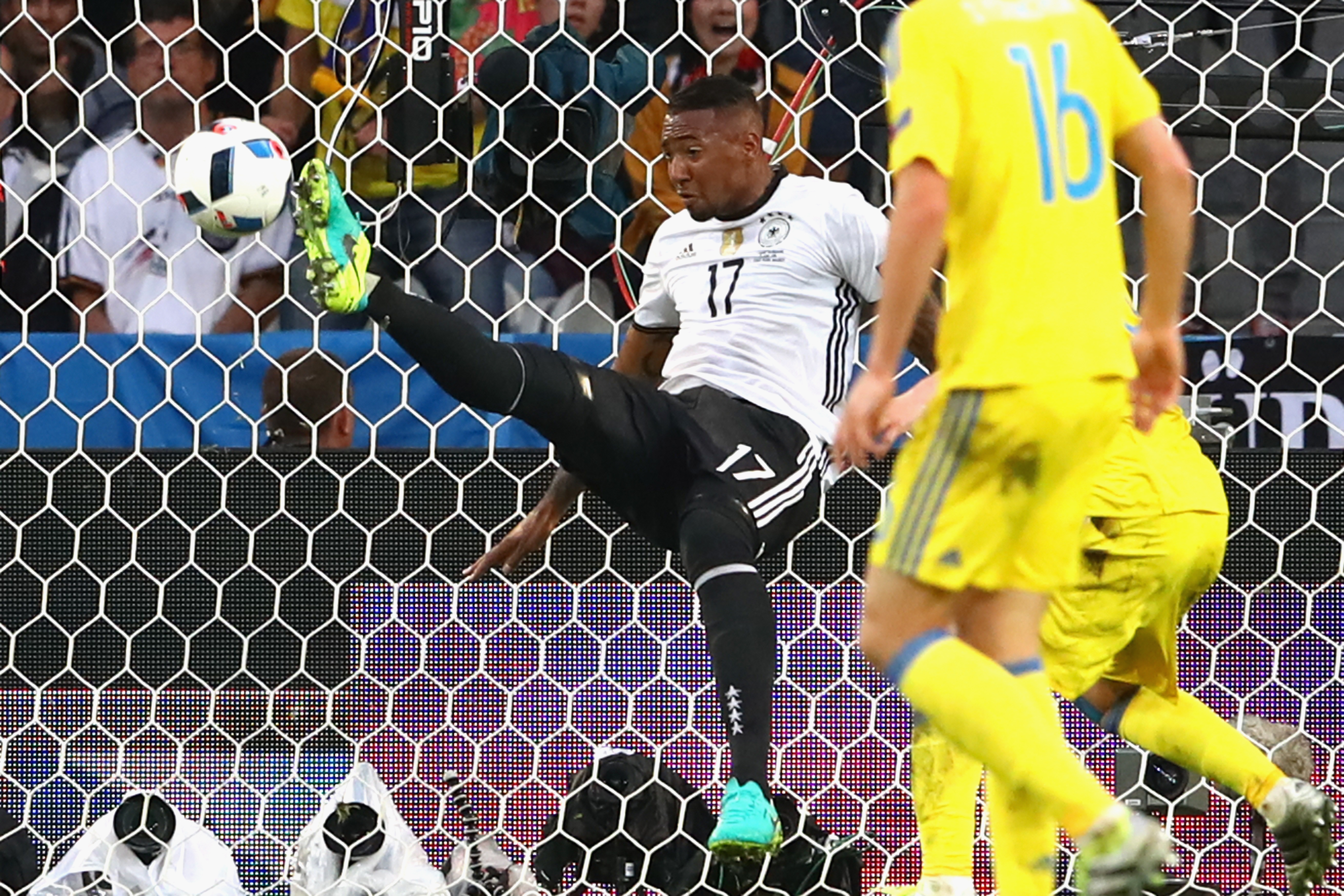 Best Goal-Line Clearances 2019: Never Give Up On The Play