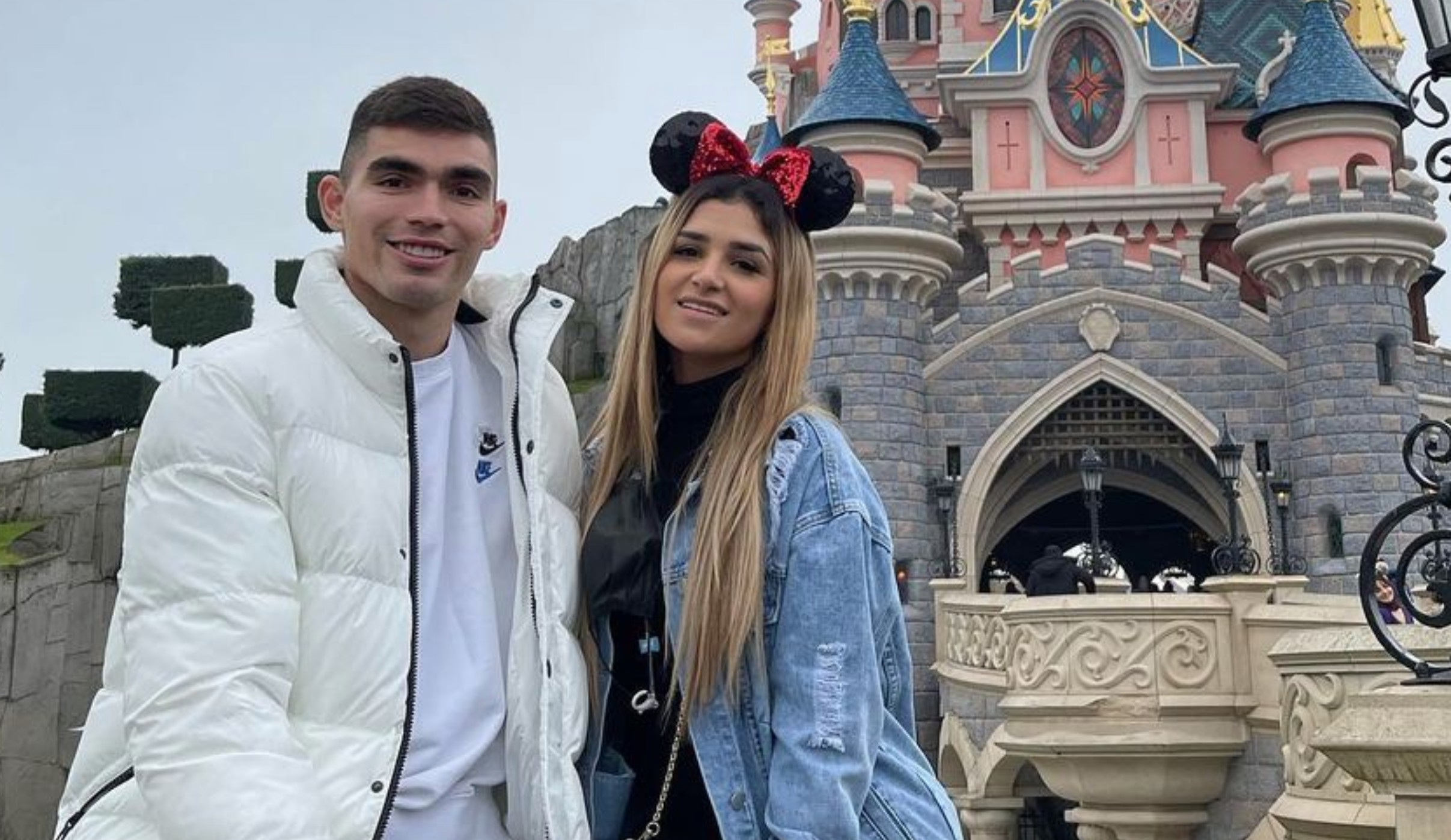 Navidad En París: ¿Quién Es Camila Hernández, Novia De Johan Vásquez?