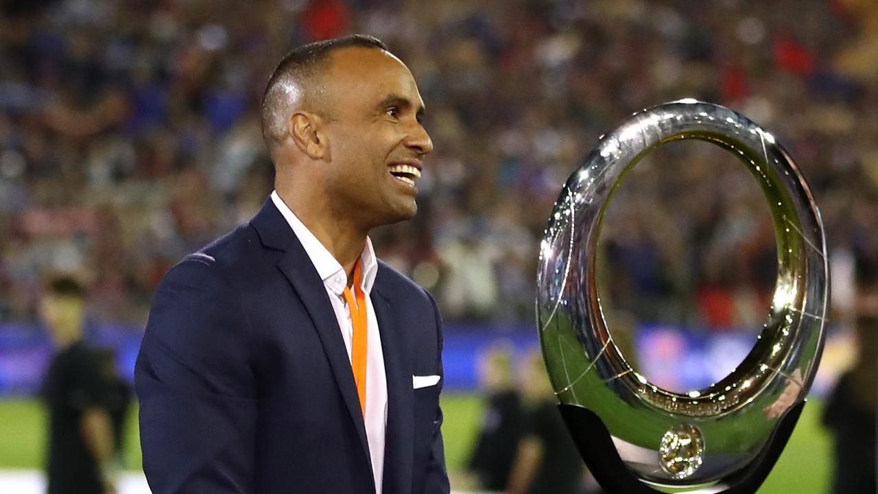 The Time Archie Thompson Tackles Kid On Sideline