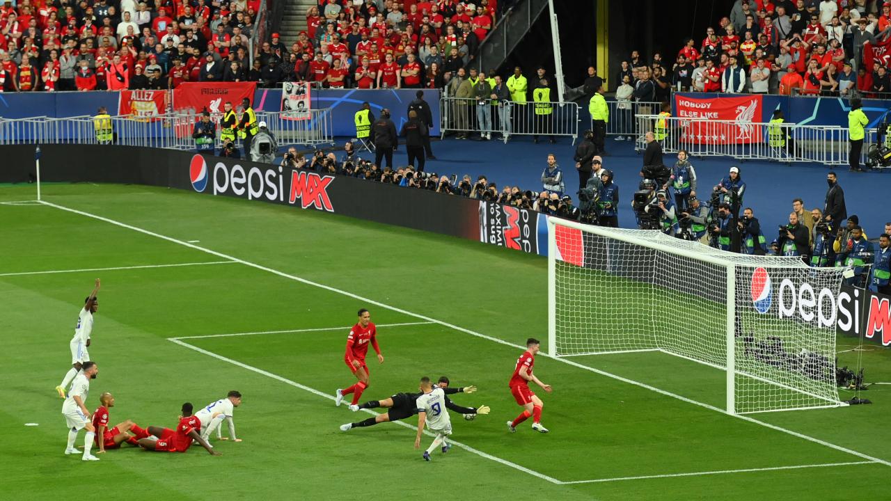 Benzema Offside Call Causes Twitter Mayhem — Was He Offside?