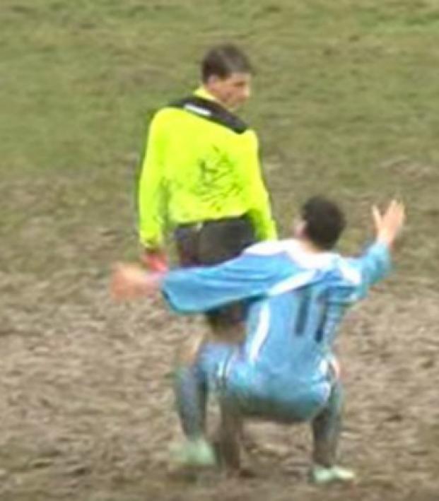 Calm Referee Is The Scariest Person In The World