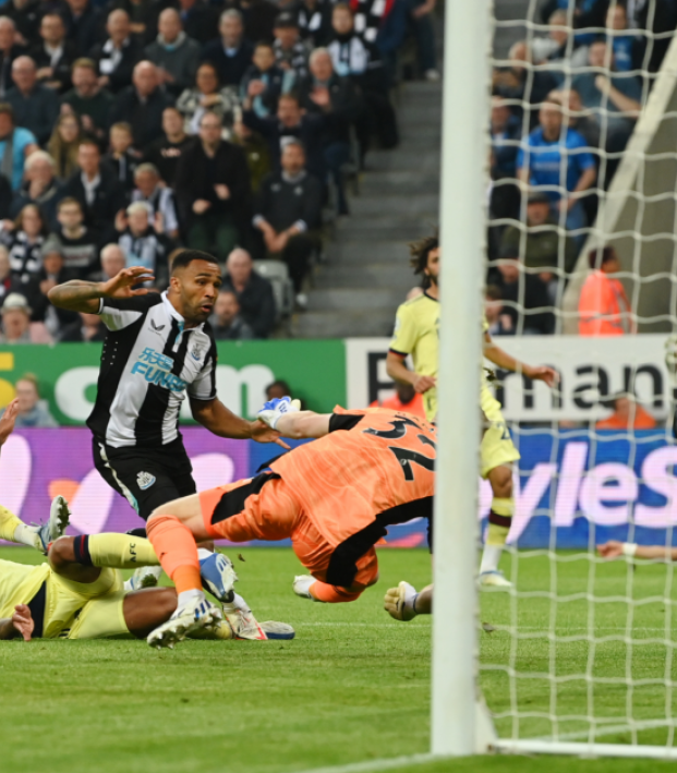 Callum Wilson’s Tooth Knocked Out In Win Over Arsenal