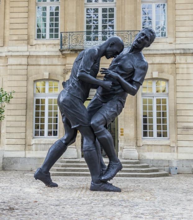 10 Of The Greatest Immortalizing Soccer Statues On The Planet | The18