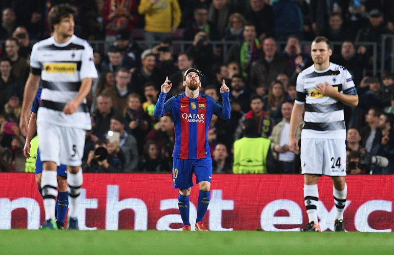 Lionel Messi's Goal Puts Him One Away From Ronaldo's UCL Group Stage ...