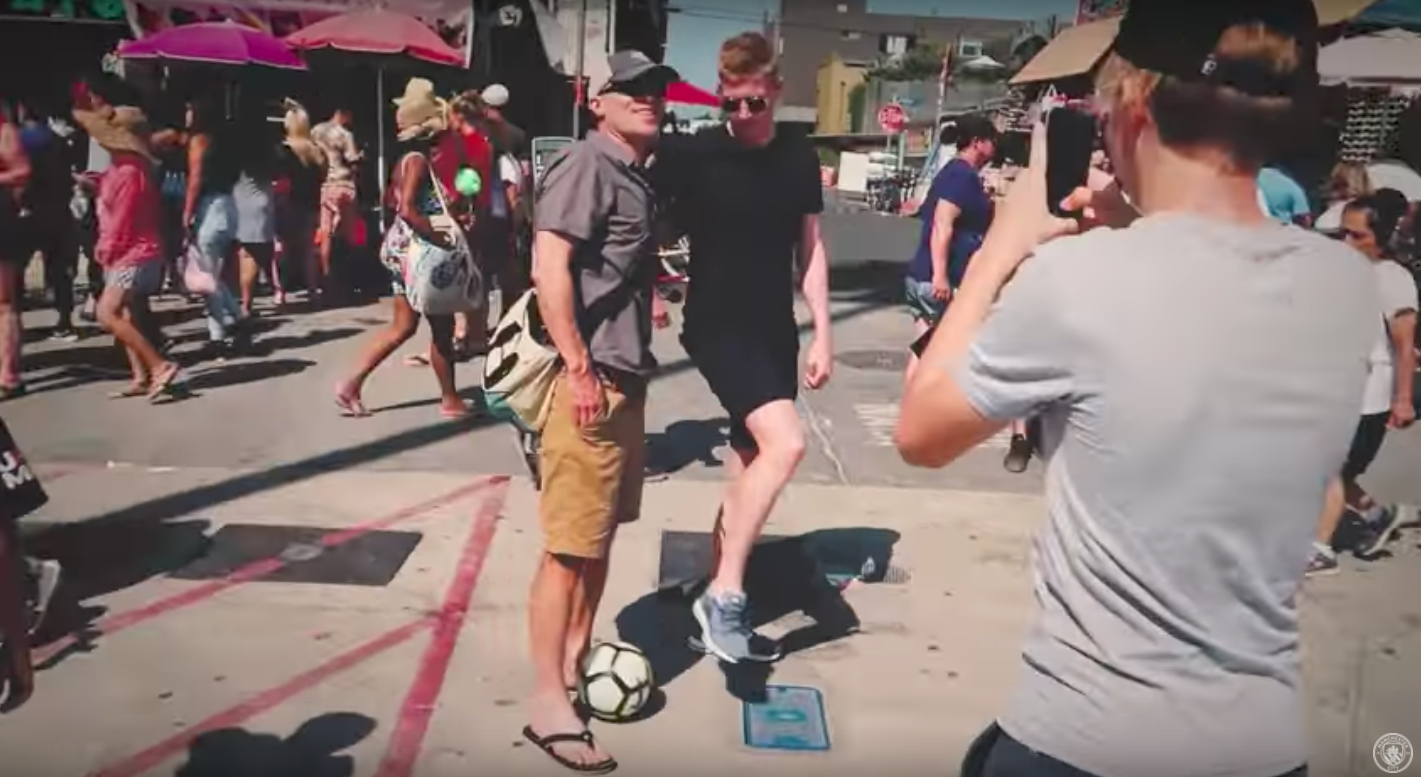 Watch Gabriel Jesus And Kevin De Bruyne Nutmeg Random People Around LA ...