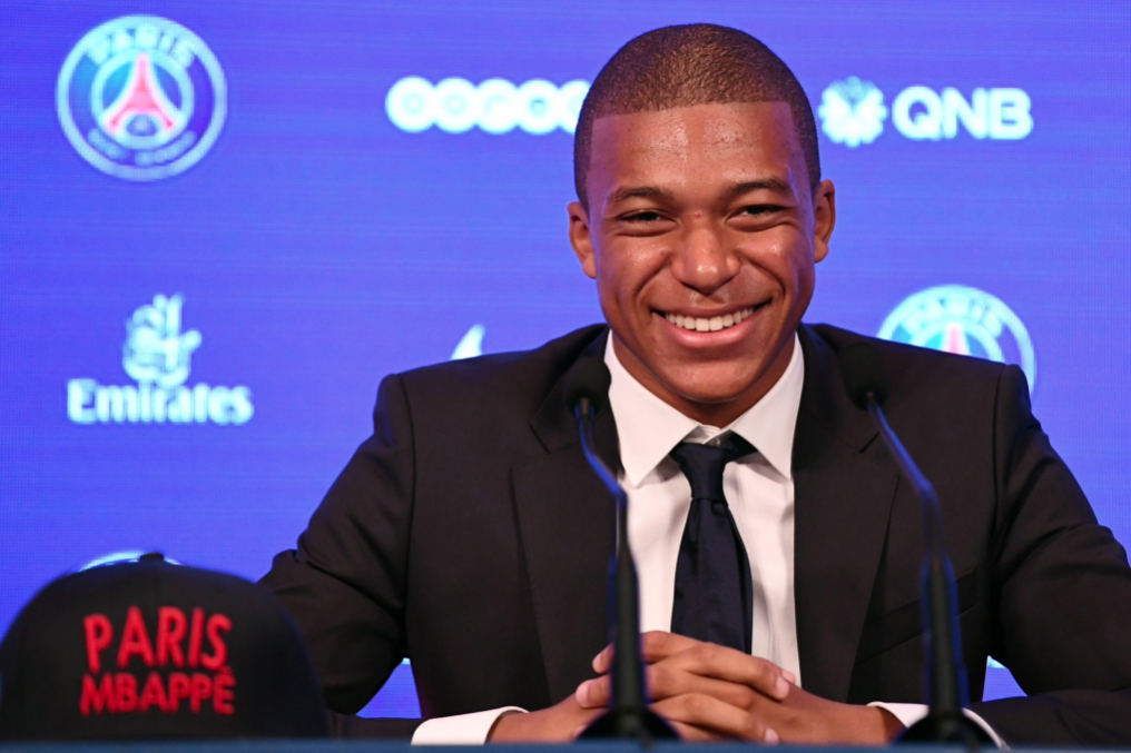 Behind The Scenes Mbappe PSG