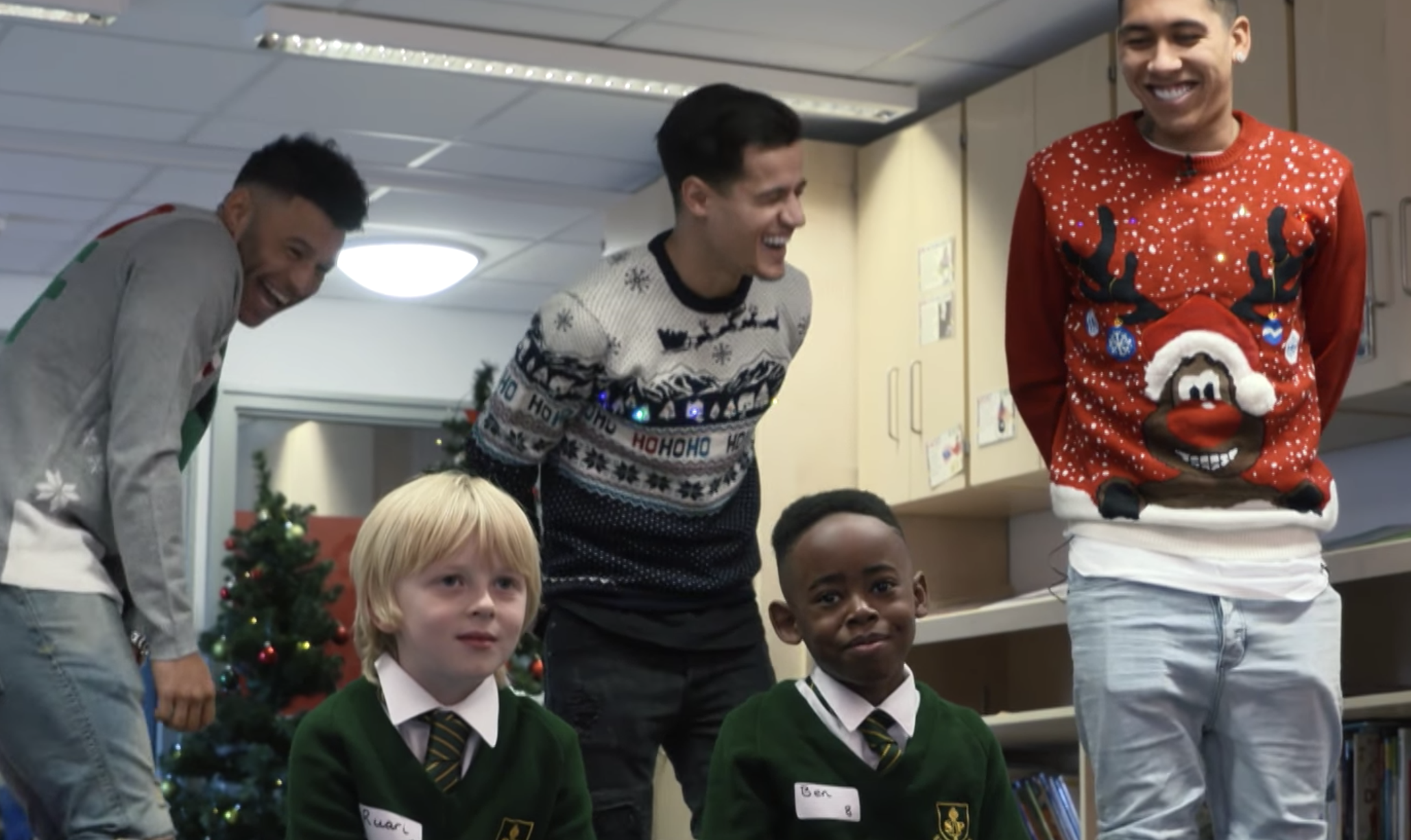 Liverpool Players Surprise Fans For Christmas