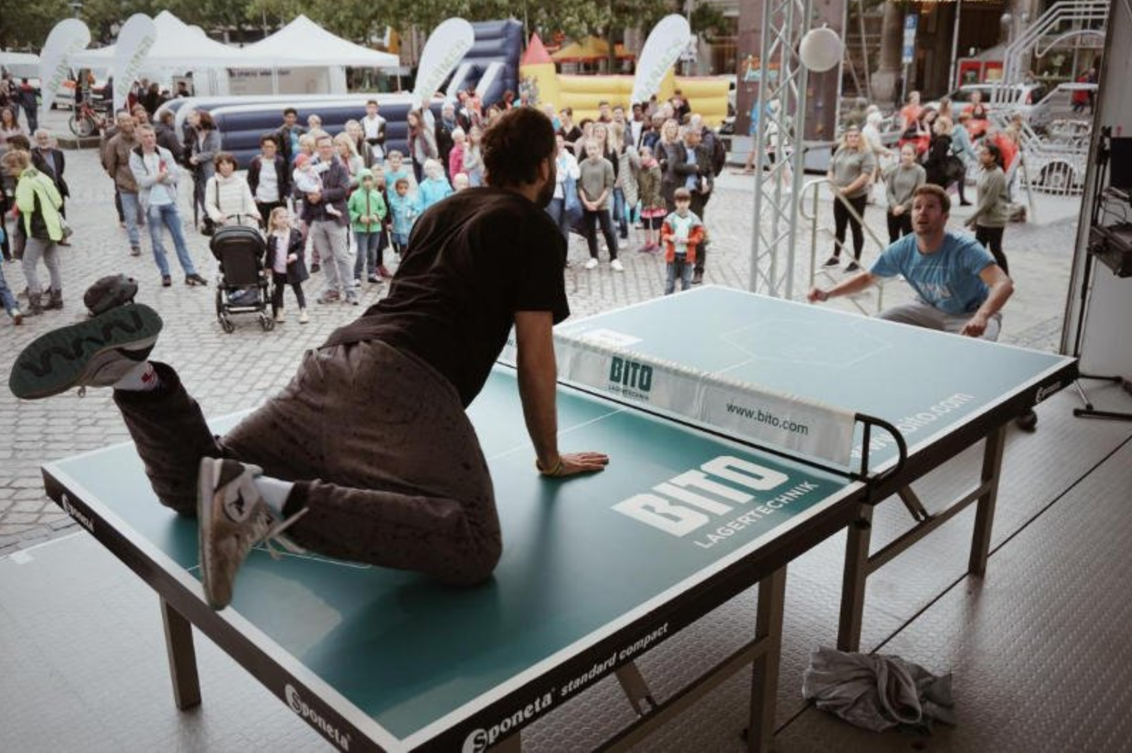 HEADIS The Soccer and Ping Pong Hybrid