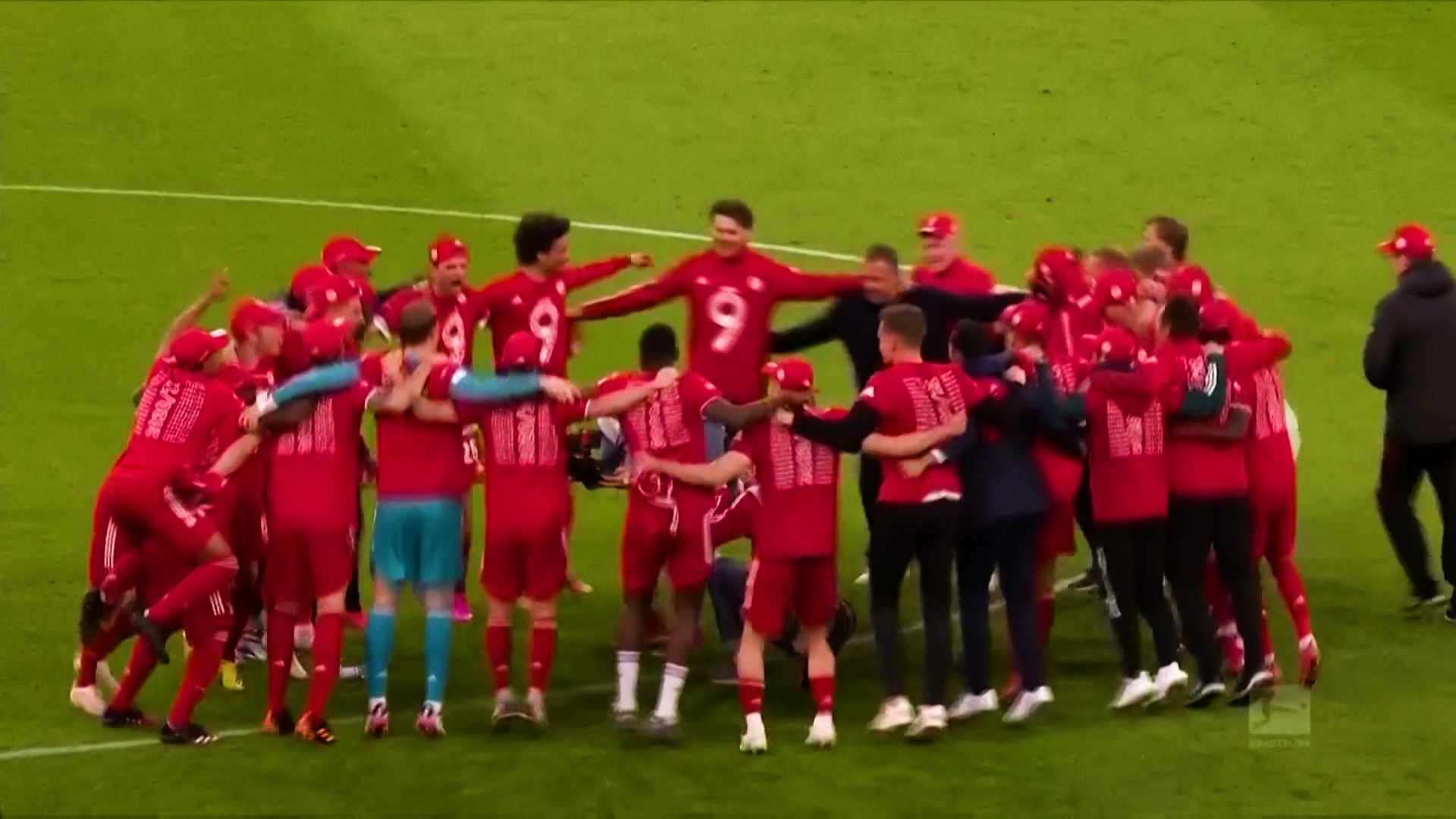 Bayern Munich Celebrate Title Win Over Gladbach